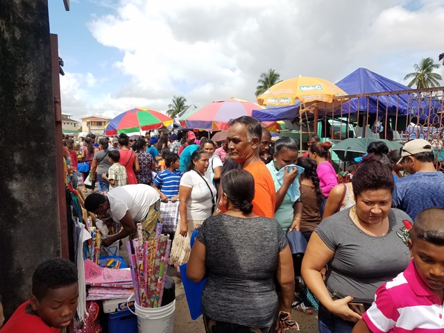 Parika comes alive on Sundays – DPI Guyana