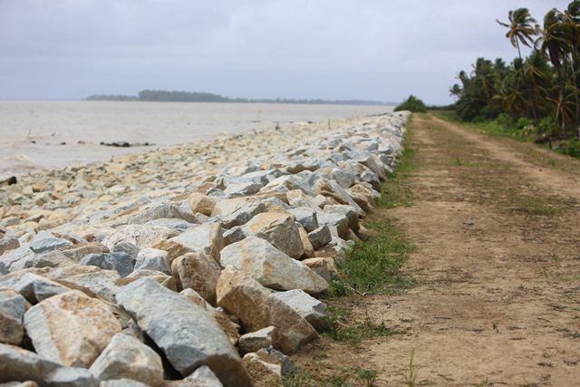 Sea Defence works on schedule – DPI Guyana