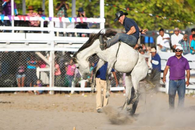 Sand Creek Rodeo – a growing Rupununi attraction – Department of Public ...